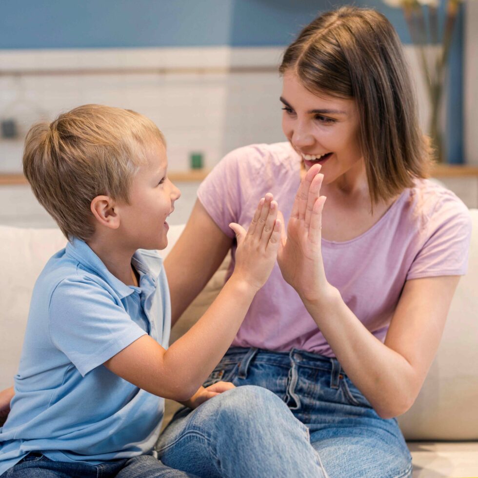 Beyond Single Words: Understanding Gestalt Language Processing in Children